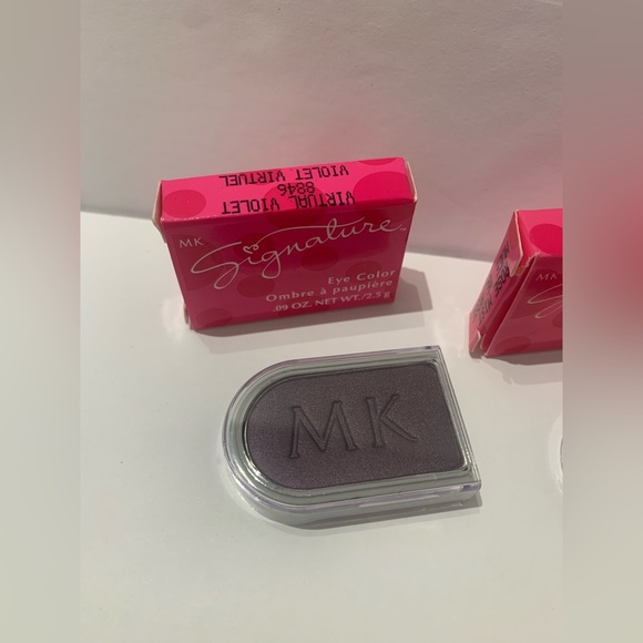 Mary Kay | Makeup | Desirable And Rare Mary Kay Signature Eye Color Lot ...